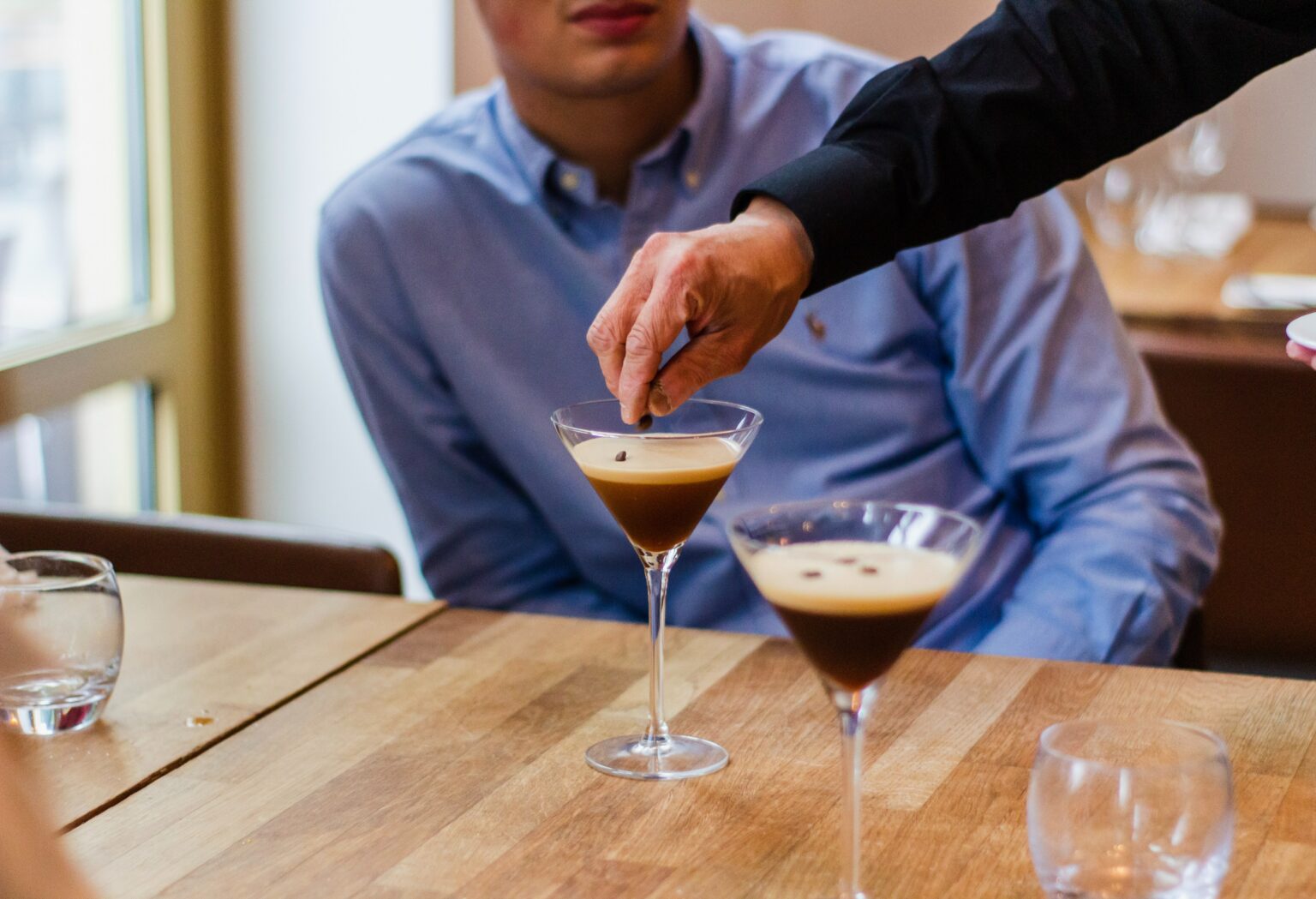 Recept na nápoj Baby Guinness - Receptik.cz