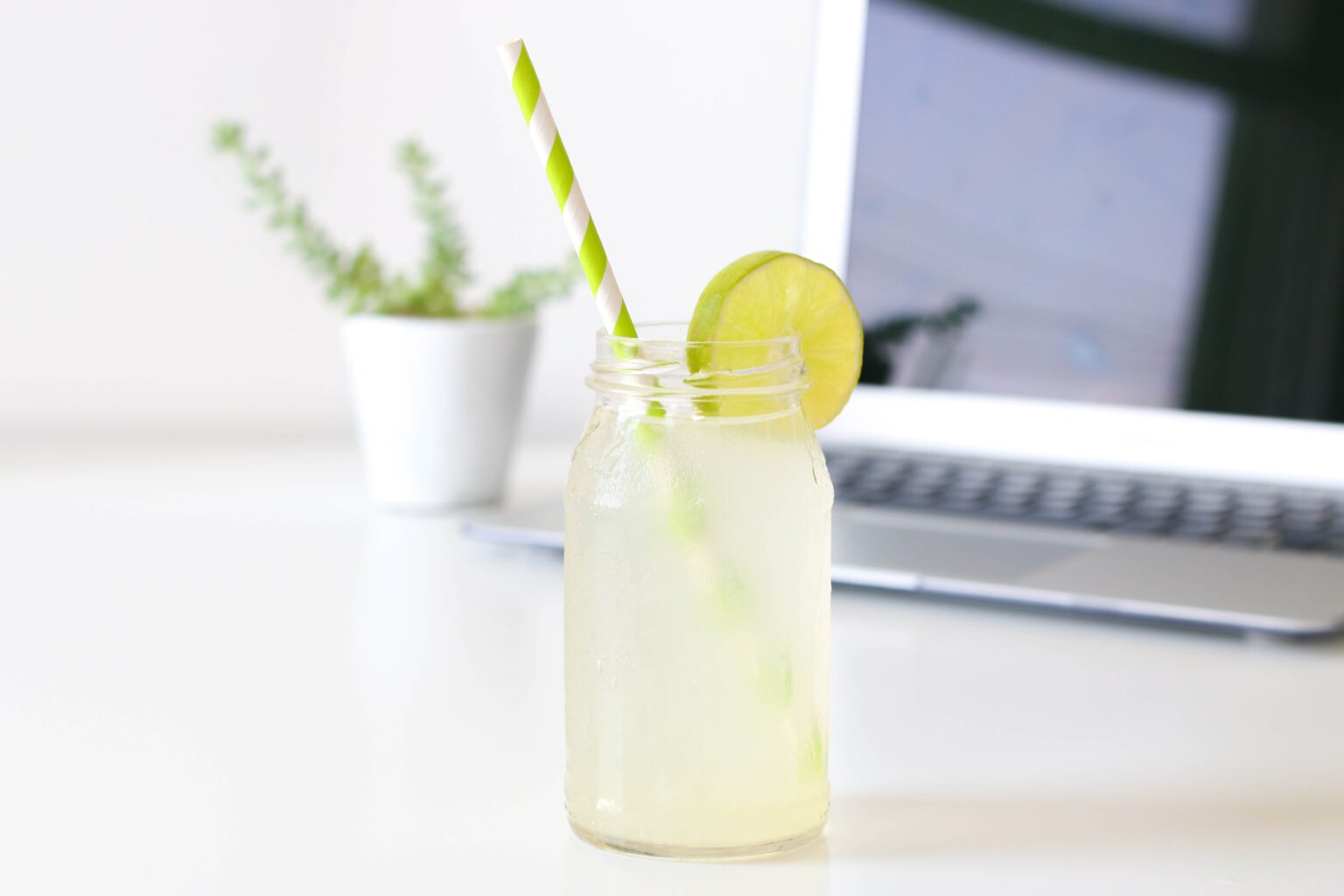 Nejlepší domácí citronáda –⁠ recept - Receptik.cz